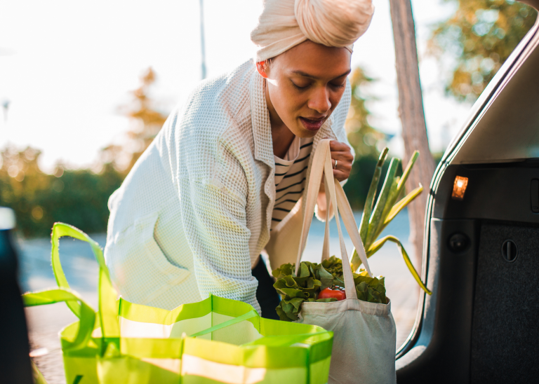 Virtual Volunteering to Help the Most Vulnerable | Helper Helper